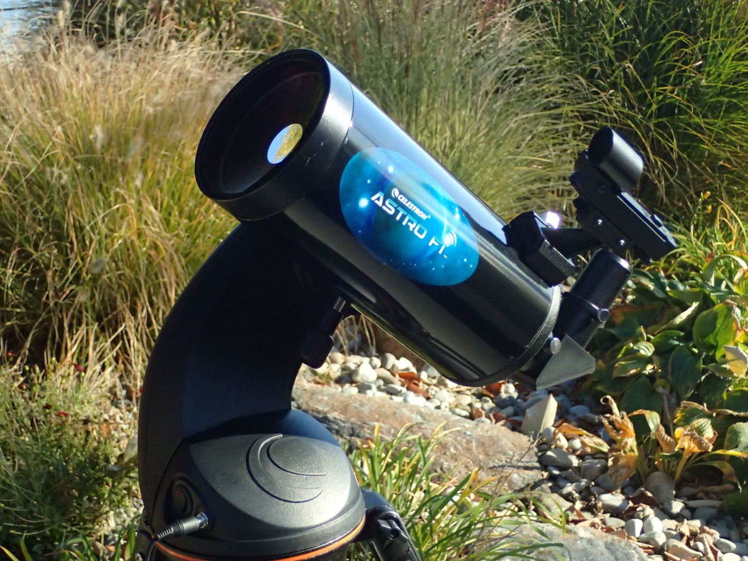 5 Best Reflector Telescopes for Stargazing Enthusiasts and Beginners ...